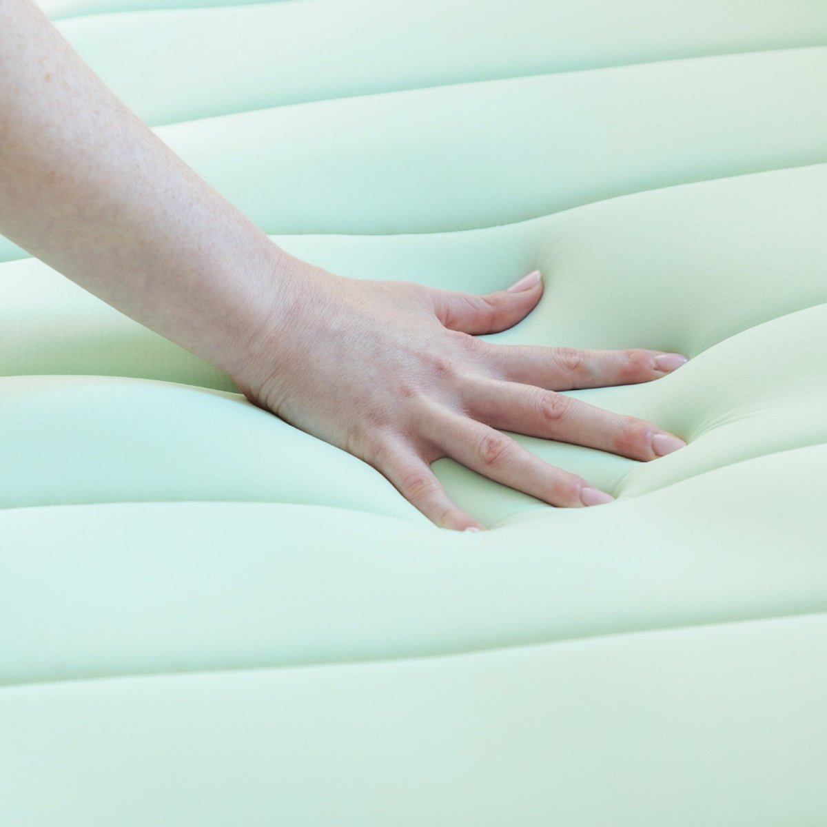 Mintzzz Chill Pad - Cooling Mattress Pad